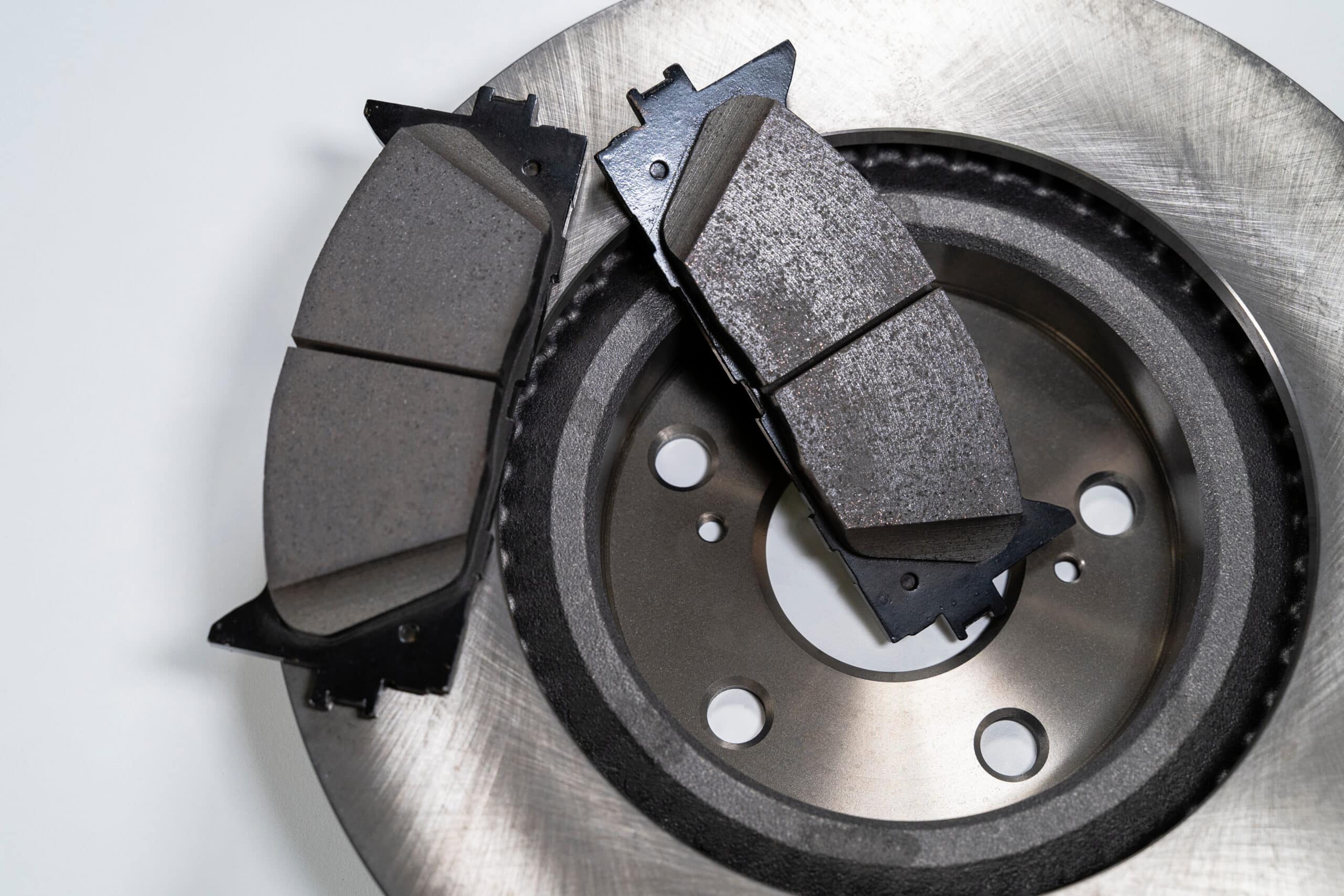 4 Signs You Need a Brakes Replacement - Erick's Custom Exhaust